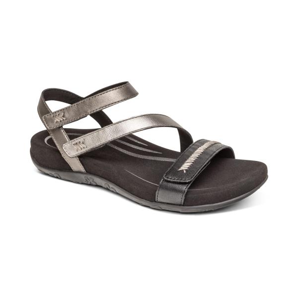 商品名: Aetrex レディース ギャビー メリージェーン フラット, ブラックマルチ。, 10 Aetrex Women's Gabby Orthopedic Strappy Sandalsブランド: Aetrex商品サイズ: 10高さ...