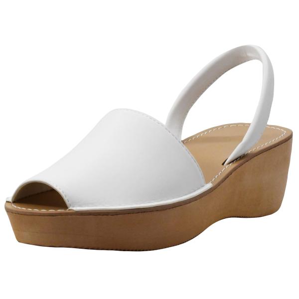 商品名: Kenneth Cole REACTION レディース ファイングラス スリングバック プラットフォームサンダル, ホワイト/ゴールド, 7 Kenneth Cole REACTION Women's Fine Glass San...