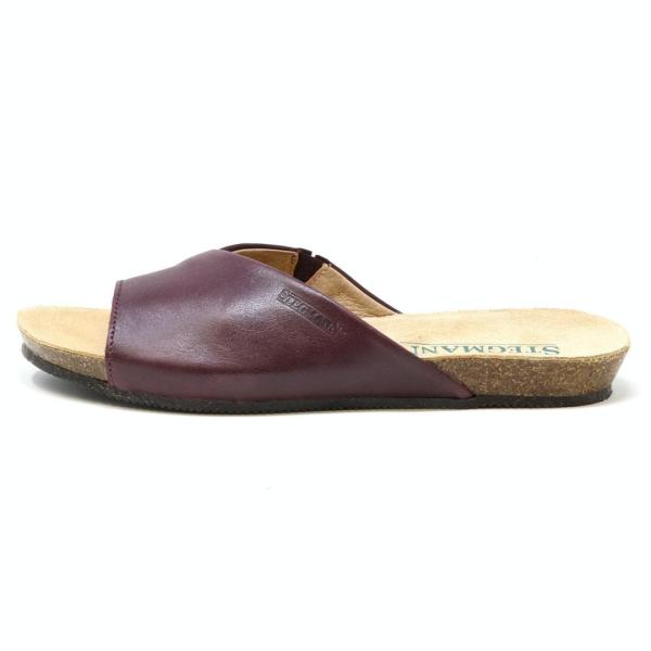 商品名:  Women's 'Emma' Slide Sandalブランド: Stegmann商品サイズ: 9商品番号: 色: Violet素材: Suede海外の輸入品ショップ-世界中の様々なアイテムをお得に購入※海外からのお取り寄せ商品...