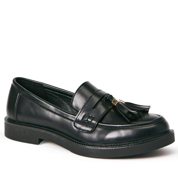 商品名:  Georgia Tassel Loafer for Women - Black Lug Sole Loafers, Classic Faux Leather Flats, Black Flats for Women, Tradi...
