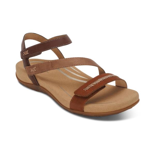 商品名: Aetrex レディース ギャビー メリージェーン フラット, コニャック マルチ, 7.5-8 Aetrex Women's Gabby Mary Jane Flat, Cognac Multi, 7.5-8ブランド: Aetr...