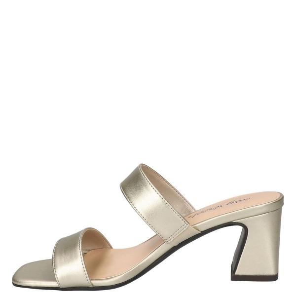 商品名: Easy Street レディース Clovelle ヒールサンダル, シャンパン(Chartreuse), 8 Wide Easy Street Women's Clovelle Heeled Sandal, Champagne...