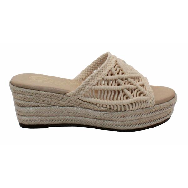 商品名: Sbicca レディース Eureka フラットサンダル, ナチュラル, 7 SBICCA Women's Eureka Flat Sandal, Natural, 7ブランド: Sbicca商品サイズ: 7高さ: 30.4cm横...