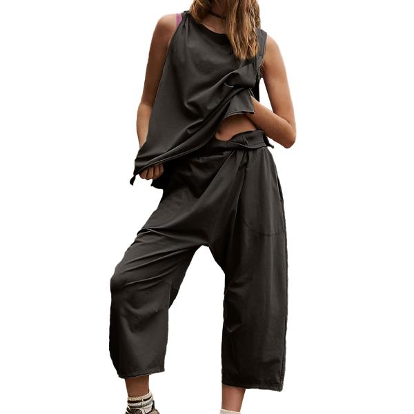 商品名:  Maixang Women's 2 Piece Outfits Tank Tops Elastic Waisted Pocketed Carpi Pants Loose Tracksuit Sets(Black,XL)ブランド:...