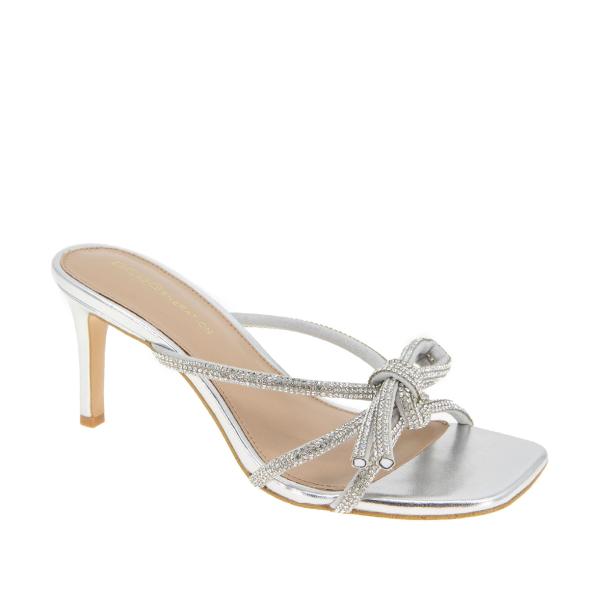 商品名: BCBGeneration レディース グラムヒールサンダル, シルバー, 10 BCBGeneration Women's Glam Heeled Sandal, 10ブランド: BCBGeneration商品サイズ: 10高さ...