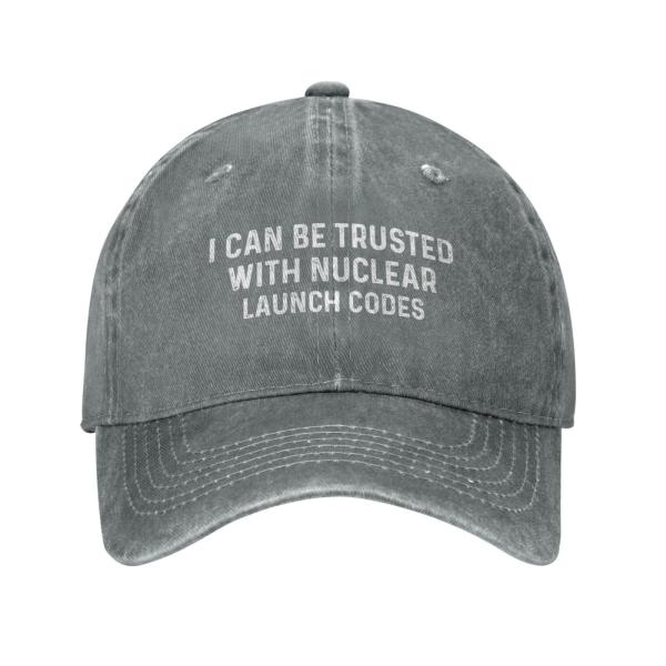 商品名:  BATH BEES I Can Be Trusted with Nuclear Launch Codes Hat Women Baseball Cap Trendy Hats Grayブランド: BATH BEES商品サイズ: ...