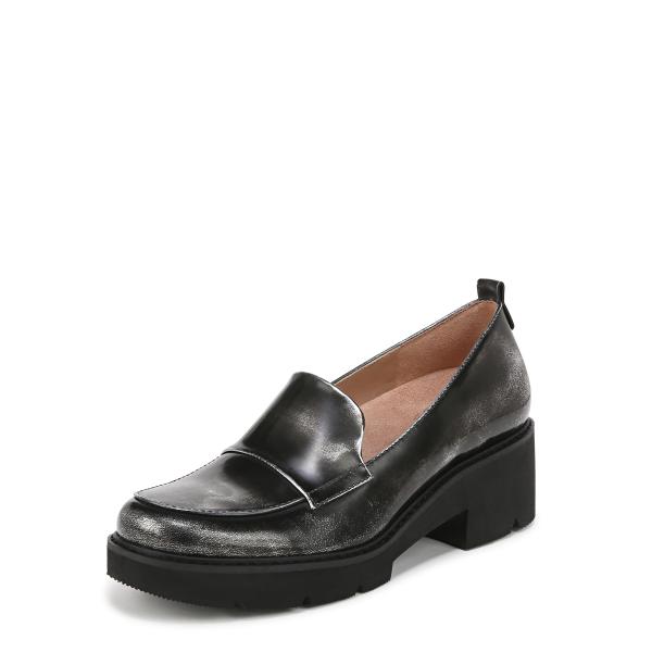 商品名:  Naturalizer Womens Darry Lug Sole Loafer Black/Silver 7 Wブランド: Naturalizer商品サイズ: 7 Wide高さ: 11.43cm横幅: 20.574cm奥行: ...