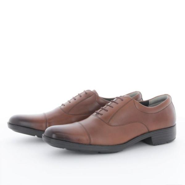 足のストレスを軽減するビジネスシューズ「バランスワークス」シリーズ。「柔らかさ」と「安定性」を両立させた快適な着用感に加え、従来品から「軽量性」と「衝撃吸収性」をさらにアップさせたモデルです。バランス能力に関係する感覚の一つである足裏感覚を...