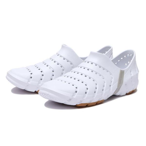 今期より新たに創設された新カテゴリ【SPERRY SPORT】に属するアイテム。マリンスポーツやレジャーに最適なアクティブサンダルシリーズ。【サイズ目安】(個人差がございますので、あくまでも目安とお考え下さい。)このシューズの作りは小さめで...