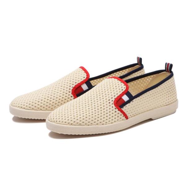 主に洗練されたヨーロッパテイストのデザインを軸とし、現代（いま）のファッショントレンドを様々な角度からアプローチをしていく。それがSTEFANORROSSI”EURO CASUAL”のコンセプト。■素材特徴 アッパーには柔らかいメッシュ素材...