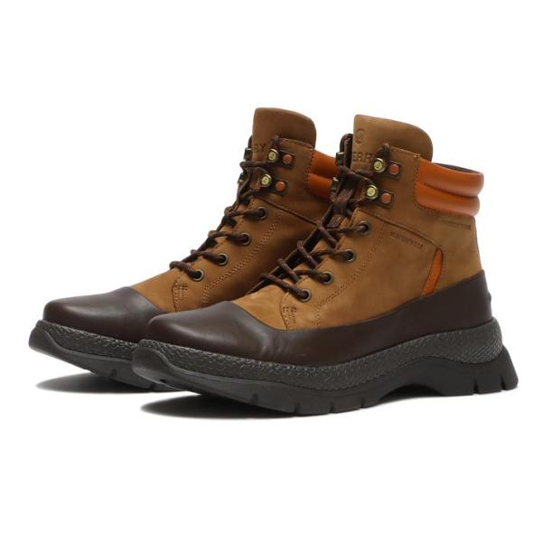 防水のレザー素材を使用したアッパーに100%リサイクルポリエステルのシューレースを施したモデル。取り外し可能なPLUSHWAVE(TM)インソールとリサイクルコットン100％のソックライナーを搭載している。クッション性が良いため、一日中ドラ...