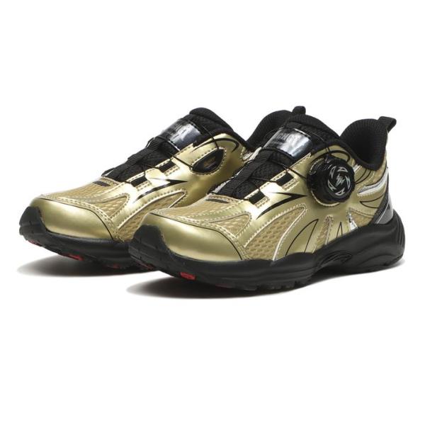 男の子にピッタリのカラーリングでのダイヤルスニーカーが登場。ダイヤルが目立つようなアッパーデザインは、メッシュで通気性もよい仕様となっています。アウトソールは走ったり、遊んだり、動きやすく、しっかりグリップも効く素材を使用しています。アウト...