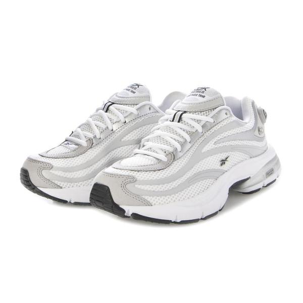 2007年に発表され、当時としては画期的な機能を満載したテックパフォーマンスランニングモデル。リーボックとしては初めて開発した発泡性ミッドソールを採用し、高反発、高クッション性を実現したDMXrideテクノロジーやランニング時の動作分析をも...