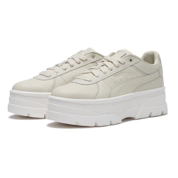 PUMAの新しい厚底スタイル。靴底の溝を深めに見えるようにセットすることでラギッドな雰囲気を出しながら横からの見た目もPUMAのアーカイブスタイルを継承する見え方。アッパーはトーナルの見え方を基調としながらうちばねスタイルで落ち着いた雰囲気...