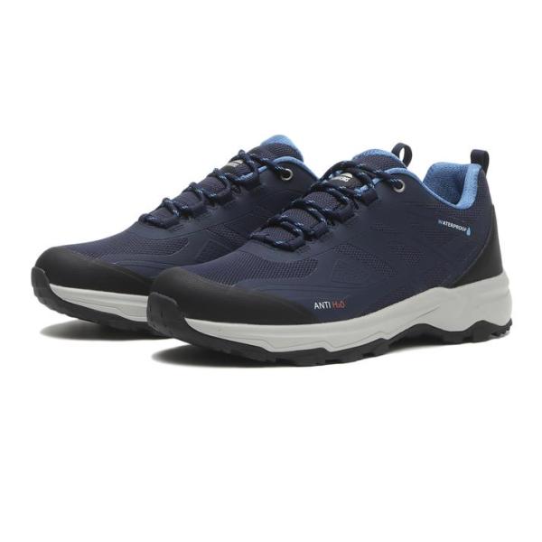 急な天候の変化にも対応できる防水機能を備えたローカットトレッキングシューズです。つま先部分の圧着パーツが足元をしっかり守り、サイドの圧着パーツが靴内での足のずれを軽減します。反発力のあるインソールとモールデッドEVAミッドソールが優れたクッ...