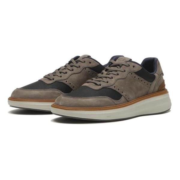 「MetroCush（メトロクッシュ）」シリーズ。ドレスシューズのようなアッパーデザインに、ボリューム感のあるスニーカーソールが融合したハイブリッドスタイル。クッション性に優れたカップインソールにミッドソールには独自に開発されたMETRO ...