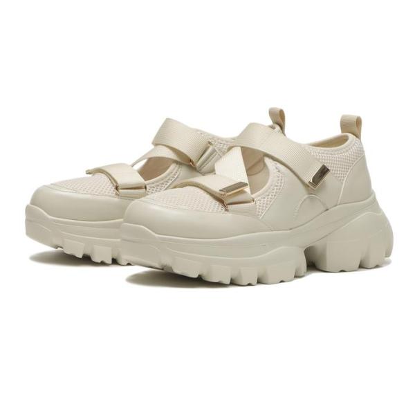 ストリートとスポーツのMIXスタイルで、ボリュームのあるソールが特徴的な厚底スニーカー。メッシュ素材を使用しているので通気性も良く、ベルクロ仕様なのでサイズの微調整も脱ぎ履きも容易です。ボリュームのある見た目ですが、軽量で安定感も有り長時間...