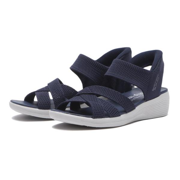 スリップインするだけ手を使わずに履けるスケッチャーズスリップ・インズは、かつてないほど履きやすいサンダルですかがむ必要はありません。脱ぎ履き簡単【スリップ・インズ】独自のヒールピローテクノロジーで踵を滑らせるだけ、踵をしっかりホールドします...