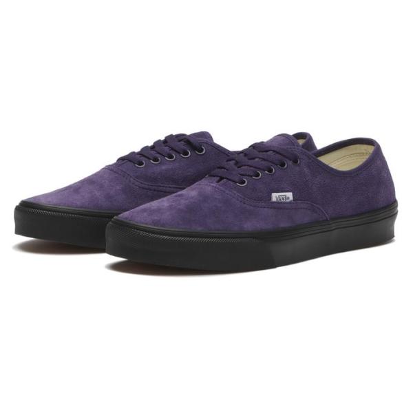 【ABC-MART限定モデル】1966年VANS設立時最初に登場したVANSクラシックラインの代表モデル・AUTHENTIC。スエードアッパーのアレンジモデルに新色が登場。クラシックでシンプルなシルエットと気品あるスエードアッパーで履く者の...