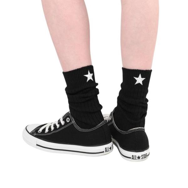 ABC-MART &amp; CONVERSE ONLINE SHOP限定2足組ルーズソックスタイプのハイソックス。CONVERSE ALL STARとの最高の相性を考えて作られたSOCKS。履き口に施された星の刺繍は、ルーズなシルエットで...