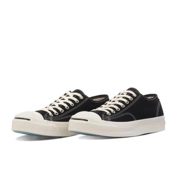 コンバースらしいクラシックなテイストを落とし込んだJACK PURCELL CL。洗い加工を施したキャンバス素材をアッパーに使用。トウ先端の「スマイル」、ヒールラベルの「青ヒゲ」、ライトブルーのアウトソール等、ジャックパーセルを象徴するディ...