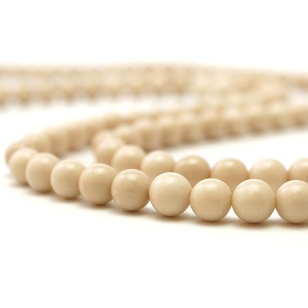 天然石名：リバーストーン 天然石英名：Riverstone商品形状：連売り ビーズ径 6mm ※ビーズ径+-0.5mmカラー：モニターの発色具合によって実際のものと色が異なる場合があります。ハンドメイドのブレスレット・アクセサリーや雑貨作り...