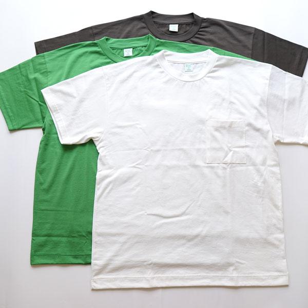 「GRANCHIO」柔らかく光沢感があり、滑りの良い肌触りの生地で着心地も抜群のTシャツ大人が着用しても子供っぽくならないバランスでカジュアルな装いもキレイめな装いにもスタイリング選ばず着用出来るTシャツ襟裏には伸び留めテープを付け、ネック...