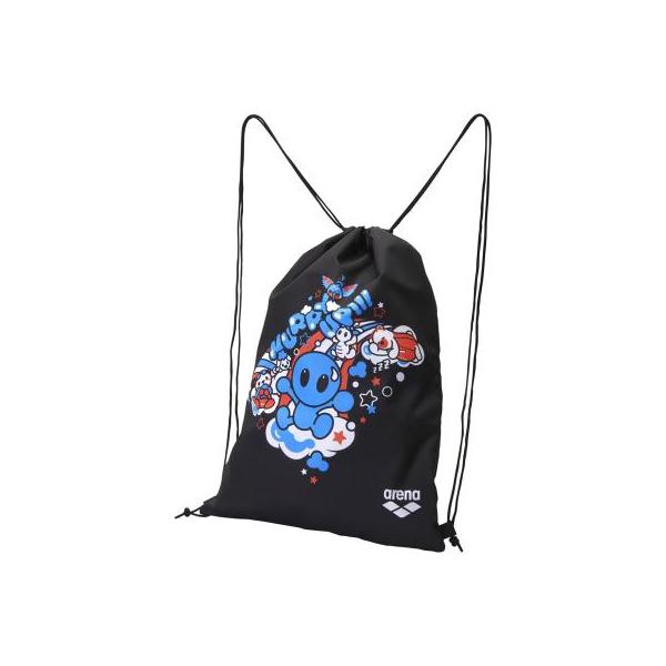 ARENAのアイコンであるアリーナくんシリーズのマルチバッグ。アリーナくんと仲間たちが虹の架かった雲の上での様子を表現したデザイン。ナップザック仕様なので、ウェアやスイミング用品を収納して持ち運ぶのに便利。使用しやすいサイズなので、シューズ...