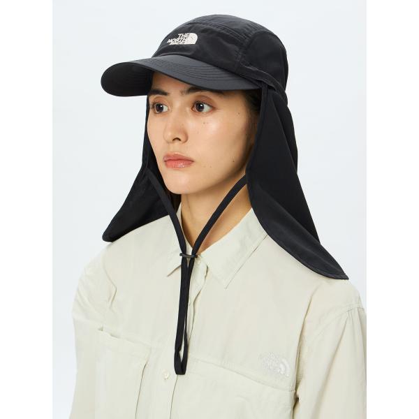環境に配慮したナイロン素材を使用したサンシールドキャップです。コットンライクな風合いながら、軽量コンパクトな「NORTHTECH Cloth」素材を本体に採用。頭頂部には遮熱効果が高い素材を内蔵しています。スナップボタンで簡単に取り外しがで...
