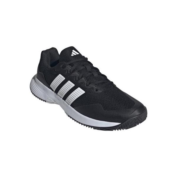 ゲームコート 2 テニスシューズは、試合を愛し、自信を持ってプレーしたい人のためのデザイン。パフォーマンスとスタイルが融合したこのスニーカーは、試合でステップアップしたいレクリエーションプレーヤーに最適。レギュラーフィットとシューレースクロ...