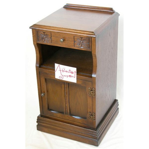 ※沖縄・一部離島は別途送料がかかります。天板下に引出が一段とオープン棚の下に開き戸棚に収納ができて使い易いです。テレフォン・テーブル（フランスクラシック様式）＊１引出・１ドアー＊天板、側板、脚部も総て天然オーク無垢材を使用しています。材質：...