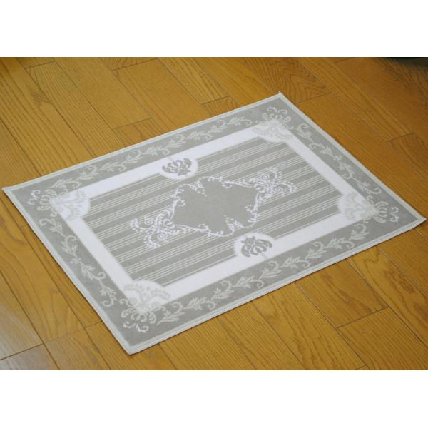 こちらのフランス製ラグは、シルクの様な優しい肌触りのオーガニックなコットン生地を使用していて暑い夏でも寒い冬でも一年中快適にお使い頂けます。また、丸洗い可能なウォッシャブル対応のため、一年中清潔に使え、お子様やペットがいるご家庭でも安心して...