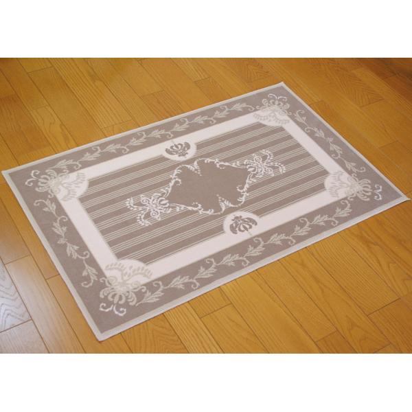 こちらのフランス製ラグは、シルクの様な優しい肌触りのオーガニックなコットン生地を使用していて暑い夏でも寒い冬でも一年中快適にお使い頂けます。また、丸洗い可能なウォッシャブル対応のため、一年中清潔に使え、お子様やペットがいるご家庭でも安心して...