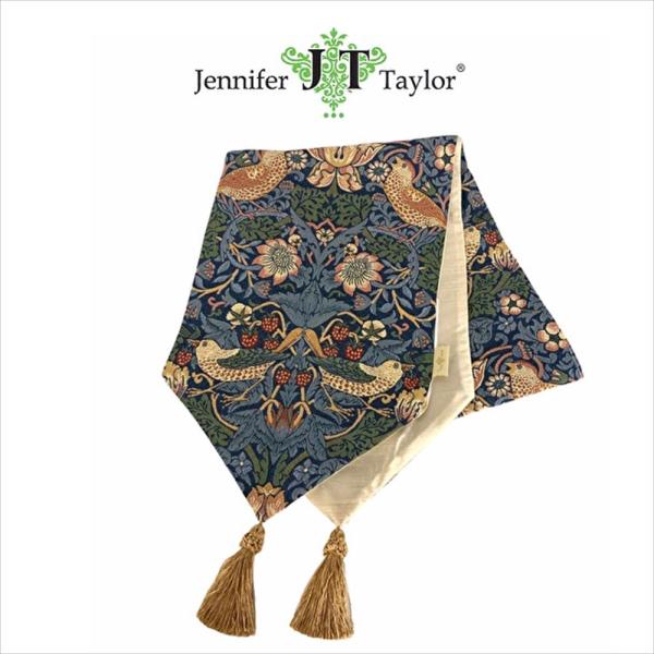 アメリカACG Green Group社のブランド、Jennifer Taylor（ジェニファーテイラー）にイギリスの人気デザイナー、ウィリアム・モリスの【Strawberry Thief（イチゴ泥棒）】シリーズ。両端にゴールド系の大きなタ...