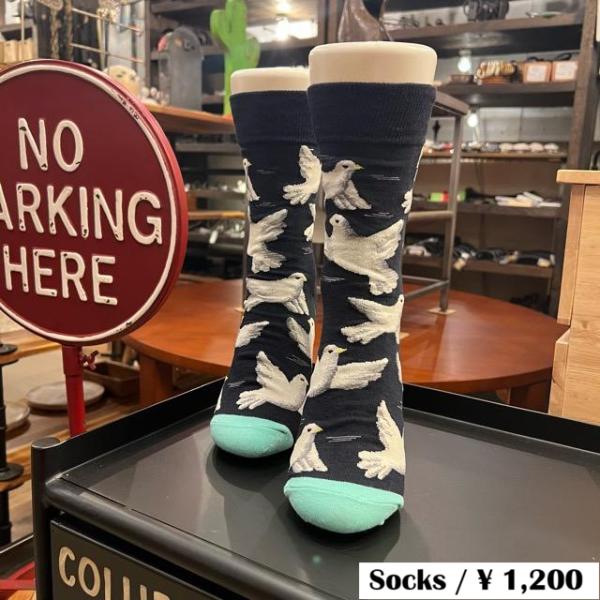 Size23cm〜25cmくらいかかと〜履きこみ口　18cmくらいMaterialCotton, polyester, etc.made in ChinaBON ETOではシンプルでリラックスでき、流行を追わないファッションに個性豊かなソッ...