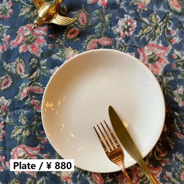 SIZEW18×D18×H2cmMATERIAL半磁器食器洗浄器：○made in Indiaインドのホテルやレストランで使われている業務用の食器メーカーSAMRAT。業務用の洋食器には磁器のものがよく使われていますが、SAMRATの器は陶...