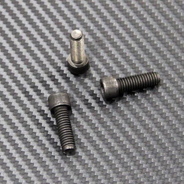 CATERHAM 1700SSなどに搭載される、FORD KENT CROSS FLOW OHVのEXHAUSTマニホールド取付スクリューです。5/16インチUNCサイズ、6角ソケットヘッド。1本の価格です。X/F OHVエンジンには6本必...