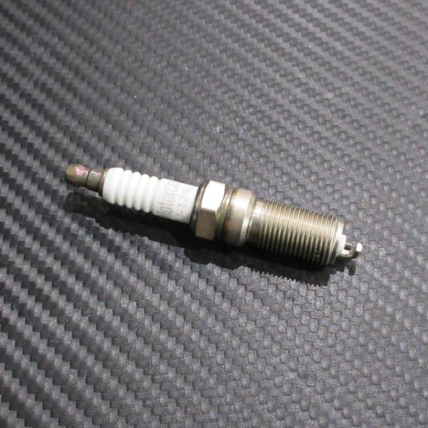 ケーターハム Ford Zetec、Sigma エンジン 2006年以降　スパークプラグ 4本セット車種：CATERHAM Ford Zetec、Sigma エンジン 2006年以降4本セット（1台分）36E038AAYFS22CB / 4...