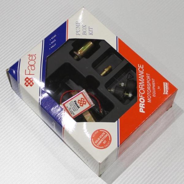 吐出量　25gal/h、吐出圧力　6-7PSICompetition KIT 180馬力まで高出力のチューニング車両向け。必要に応じてレギュレターで圧力調整をしてください。8mmホース用ジョイントと燃料フィルター、マウントラバーのセットです...