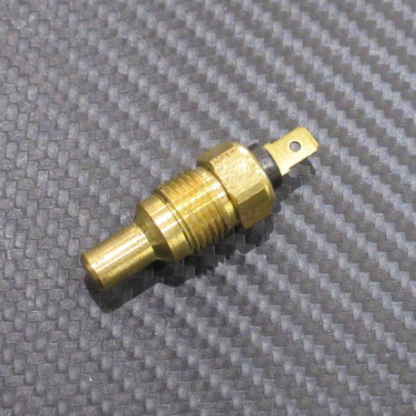 水温計センサー ／ MGBWater temperature sensorMGBなどに使用する水温計センサーです（Intermotor52760）ネジサイズ：8/5※ストック品のため若干の汚れ等あります※ハウジングカラーが画像と異なる場合が...