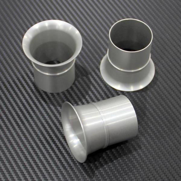 No.18。45DCOEキャブレターのベンチュリーの前に差し込まれるスリーブタイプのアルミ製軽量エアファンネルです。価格は1個です。