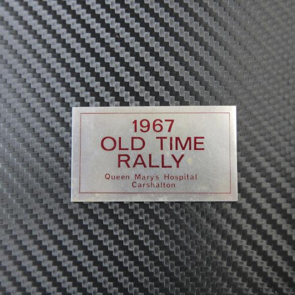 【中古】1967 クイーンメアリー病院 カーシャールトン オールドタイムラリーカーバッジ1967 OLD TIME RALLY Queen Mary's Hospital Carshalton サイズ（mm）:39*67*0.5アルミプレー...