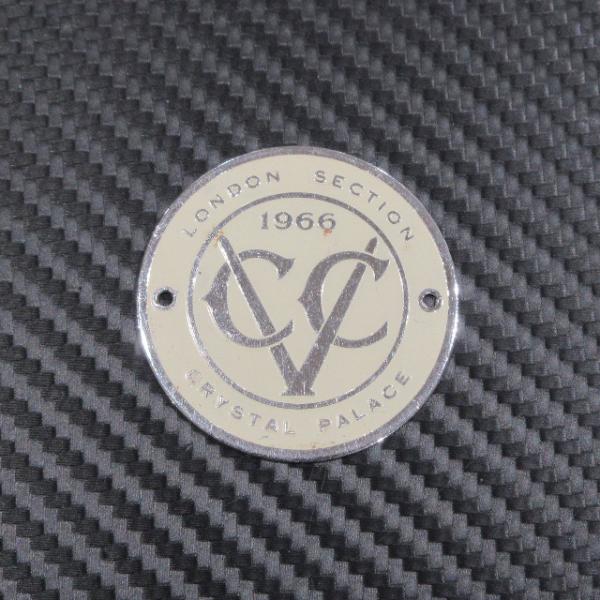 THE VETERAN CAR CLUB V.C.C 1966 LONDON SECTION CRYSTAL PALACE カーバッジ ベテランカークラブ 1966 ロンドンセクション クリスタルパレス カーバッジデットストック品ですサイズ...