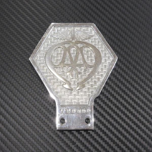 The Automobile Association V98399 カーバッジ英国AA オートモービルアソシエイションのヴィンテージクロームカーバッジV98399の刻印ありサイズ(mm)：119*97*3※中古経年により若干の小傷等あります...