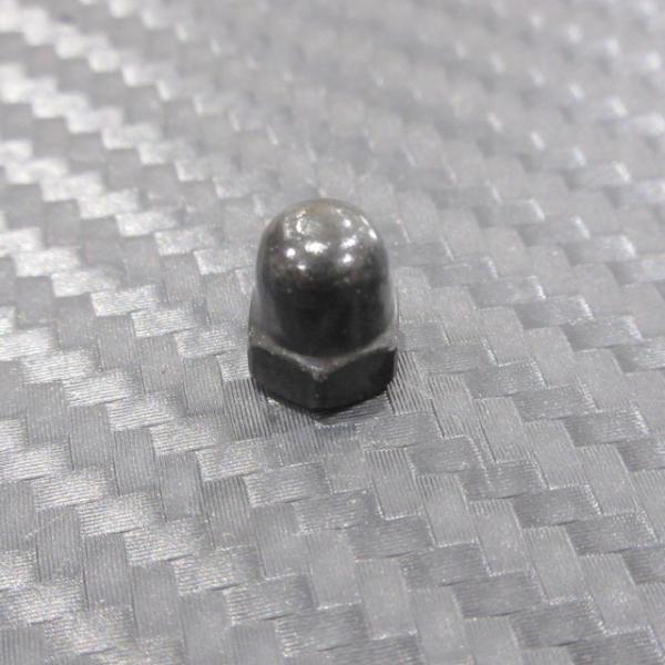 サイドスクリーン ドームナット M5 ブラック ／ CATERHAMDOME NUT M5,BLACK.Zinc Nickel.2015-on CATERHAMケータハムのサイドスクリーン用ドアヒンジピンの受け側品番：30Z2036A※表示...