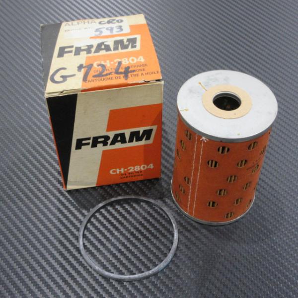 FRAM オイルフィルター ペーパータイプLOTUS TWINCAMエンジンなどに使用できるペーパータイプのオイルフィルターパッキン付きサイズ（mm）：外径71、穴内径20、高さ105品番：FRAM CH-2804※手測りのため若干の誤差が...