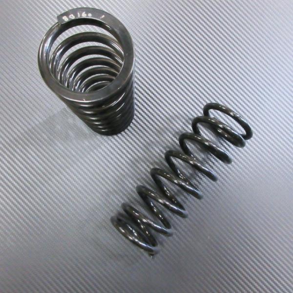 コイルスプリング ID:2.25in L:8in 160lb/in(2.85727kg/mm)Coil Springサイズ内径2.25インチ*長さ8インチ*硬さ160ポンド/インチ価格は1本の価格となります。