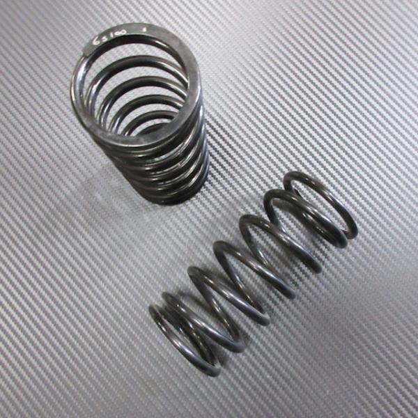 コイルスプリング ID:2.25in L:6in 100lb/in(1.7858kg/mm)Coil Springサイズ内径2.25インチ*長さ6インチ*硬さ100ポンド/インチ価格は1本の価格となります。