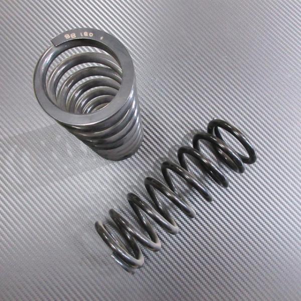 コイルスプリング ID:2.25in L:8in 180lb/in(3.21443Kg/mm)Coil Springサイズ内径2.25インチ*長さ8インチ*硬さ180ポンド/インチ価格は1本の価格となります。