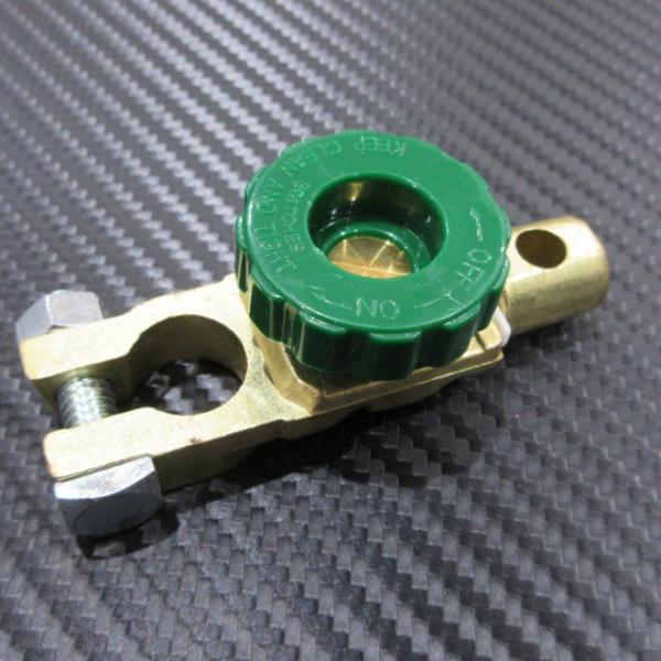 バッテリーカットオフスイッチターミナル DIN端子用サイズ(mm)：85*35*35D端子　約16mm競技車両などの長期間乗らない車のバッテリー保護におススメですSW10216665916